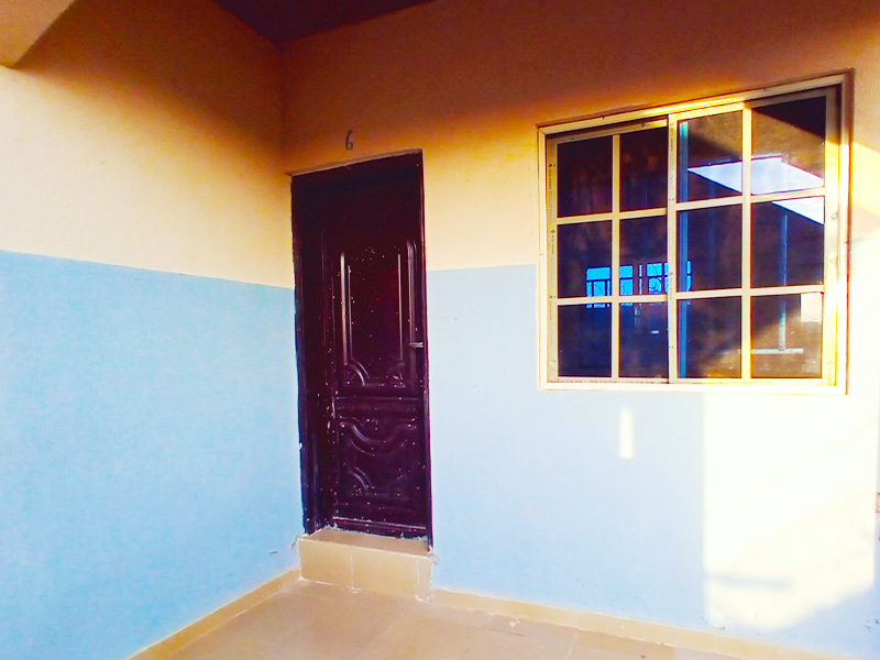 One Room at Olatomi Hostel - ILLÉ