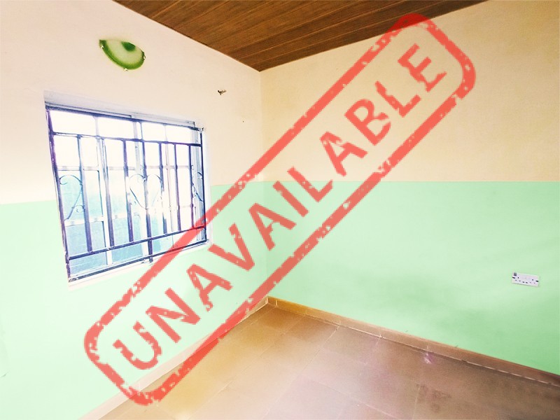 One Room at Olatomi Hostel - ILLÉ